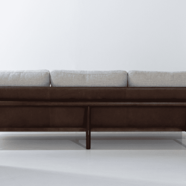 Stilt sofa 3 seater | Sofa | Dunke Design