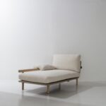 Stilt daybed | Sofa | Dunke Design